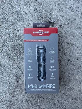 SUREFIRE 4561056 Vampire Ir Flashlight Dual